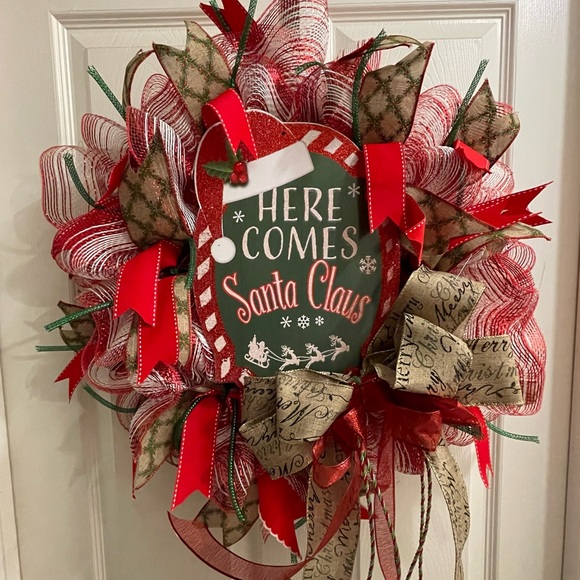 Holiday | Here Come Santa Claus Ribbon Wreath | Poshmark